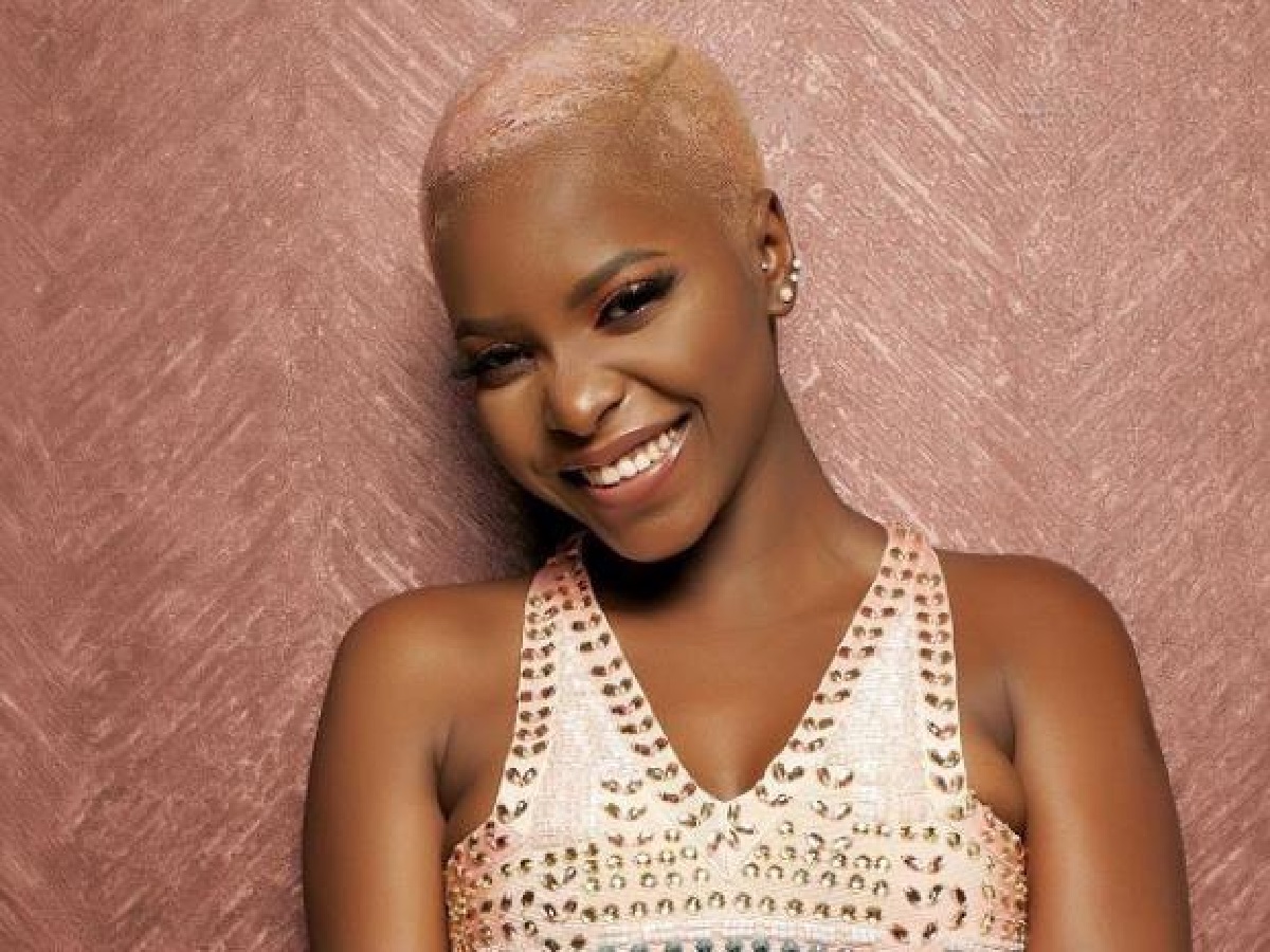 Daphné : "J'ai tellement peur d'être" ; la chanteuse fait un aveu ...