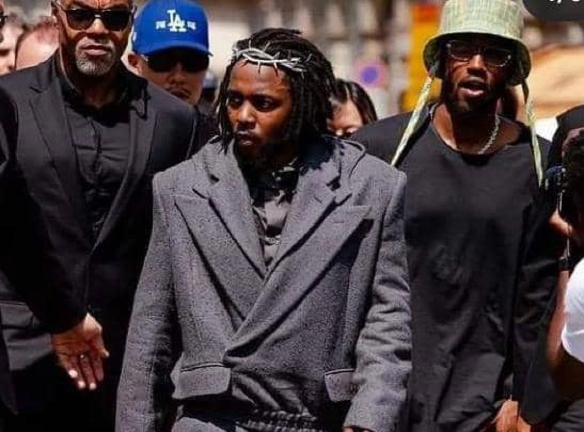 Kendrick Lamar se prend-il pour Jésus ? : la star au cœur d'une grosse ...