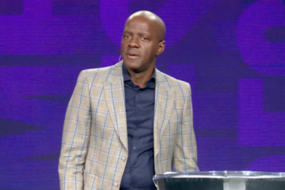 Yvan Castanou : le célèbre pasteur annoncé au Togo - L-FRII