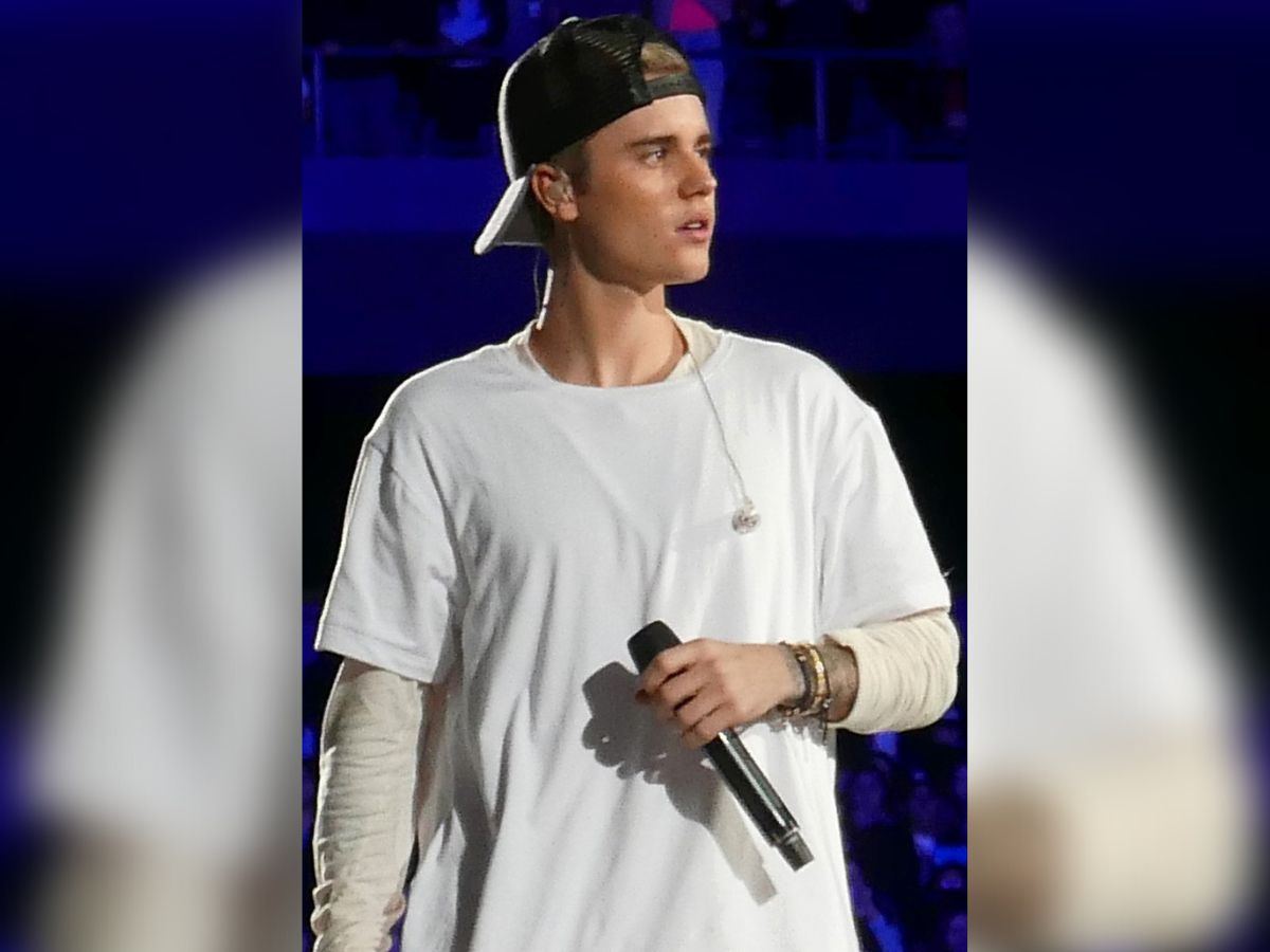 Justin Bieber souffrant de paralysie partielle du visage : le chanteur ...